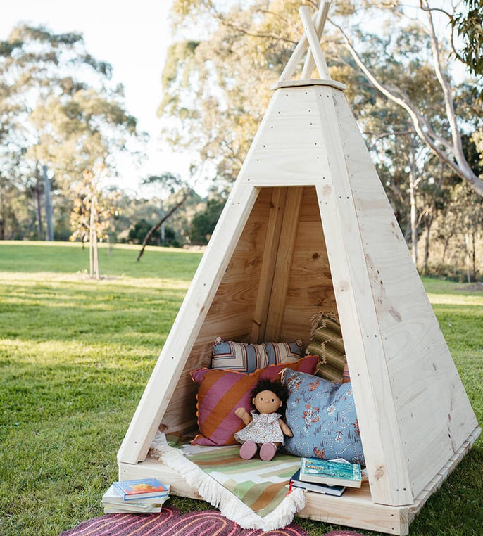 Open Cubby Houses – Castle and Cubby